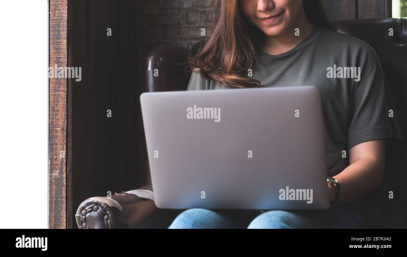 Closeup image girl typing hi-res stock photography and images - Alamy