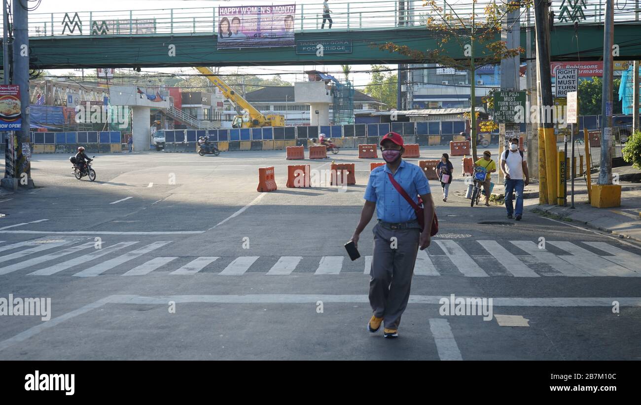 Quezon City, Philippines. 17th Mar, 2020. Metro Manila, a megacity with ...