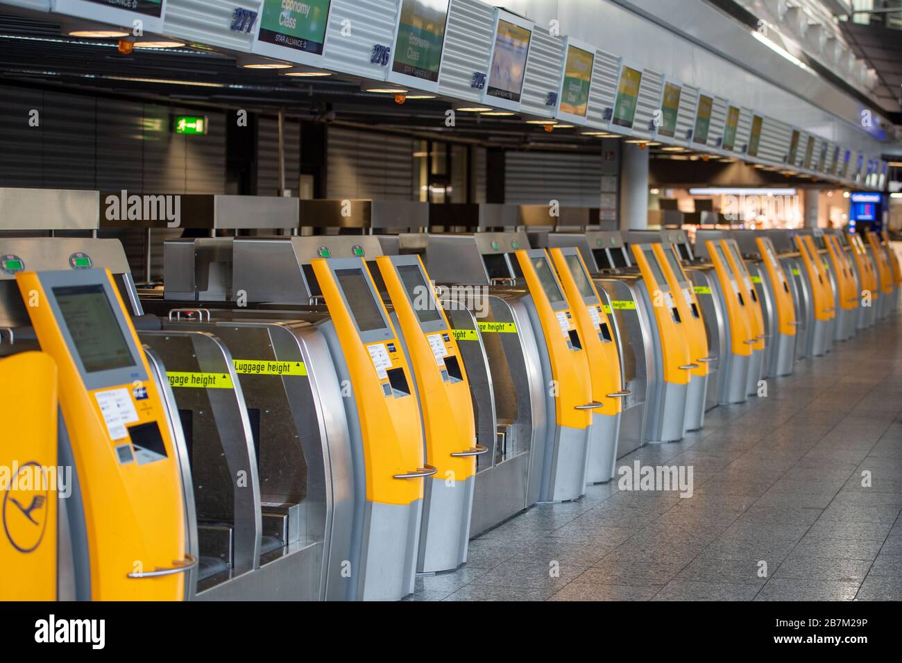 Lufthansa check in counter, feature, general, border motif, Frankfurt ...
