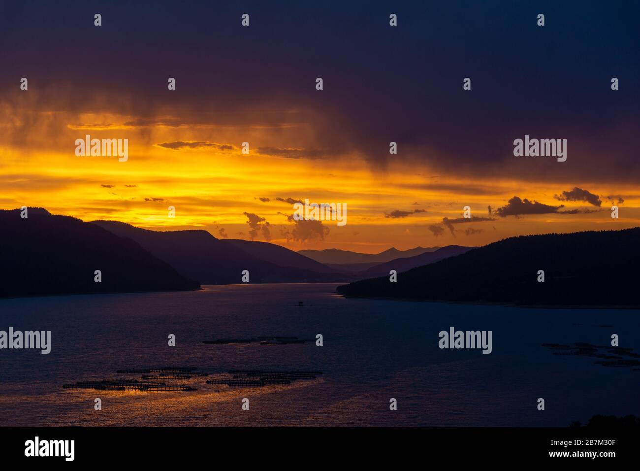 Dospat lake hi-res stock photography and images - Alamy