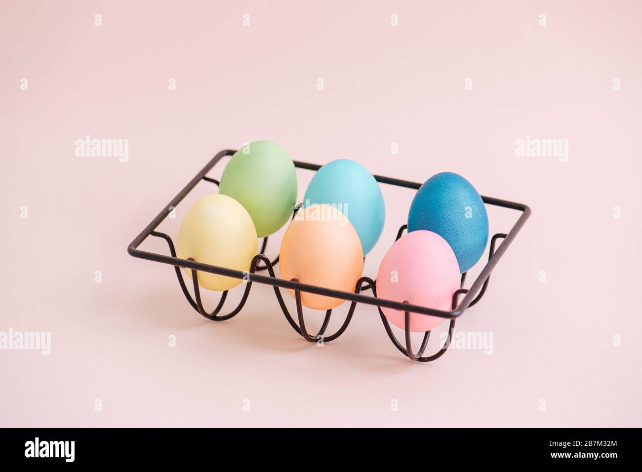 Easter eggs in a stand hi-res stock photography and images - Alamy
