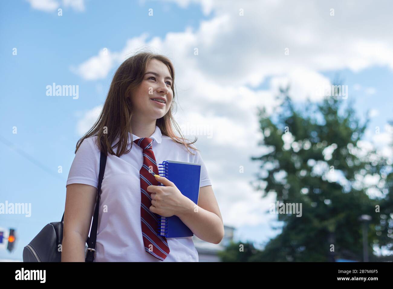 17 18 years hi-res stock photography and images - Alamy