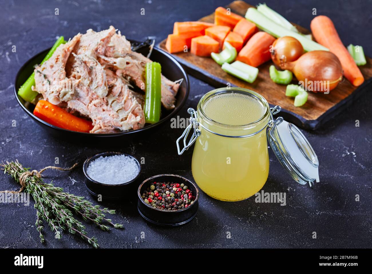 Fish broth hi-res stock photography and images - Alamy