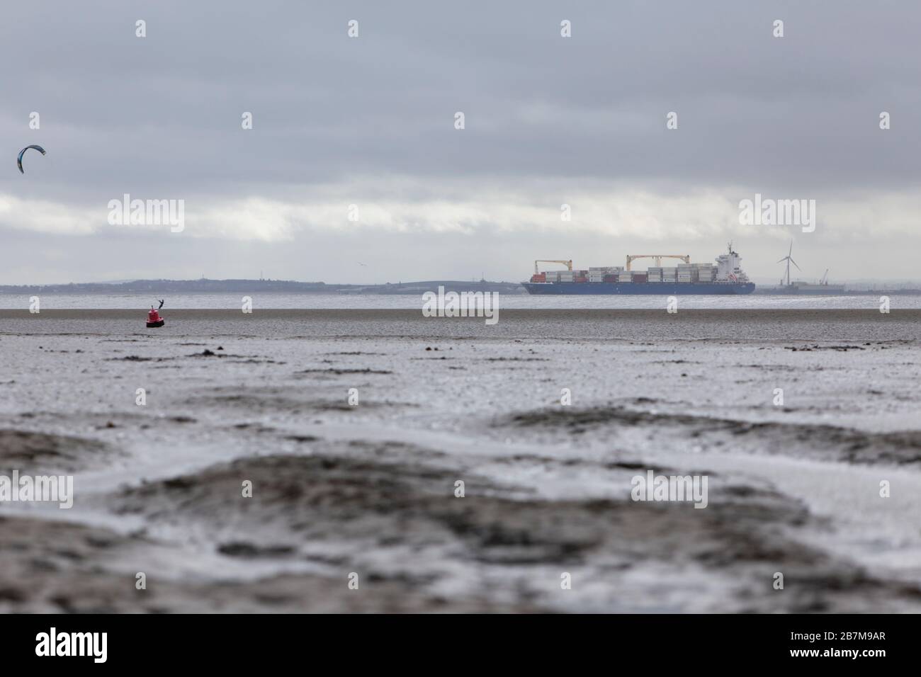 Thames Estuary Off High Resolution Stock Photography and Images - Alamy