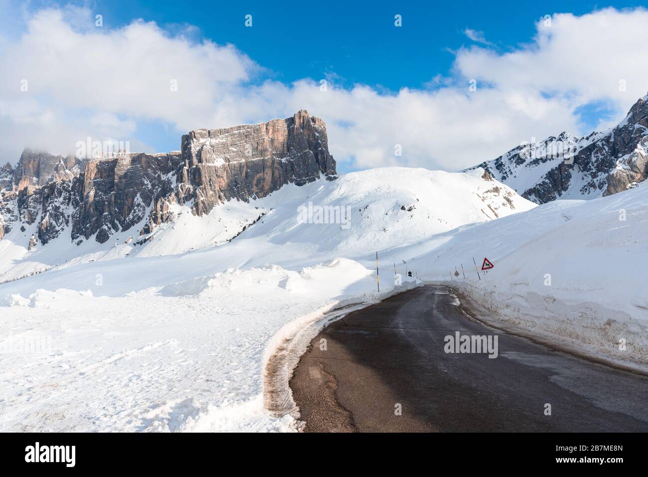 Empty rocky landscape mountain in hi-res stock photography and images ...