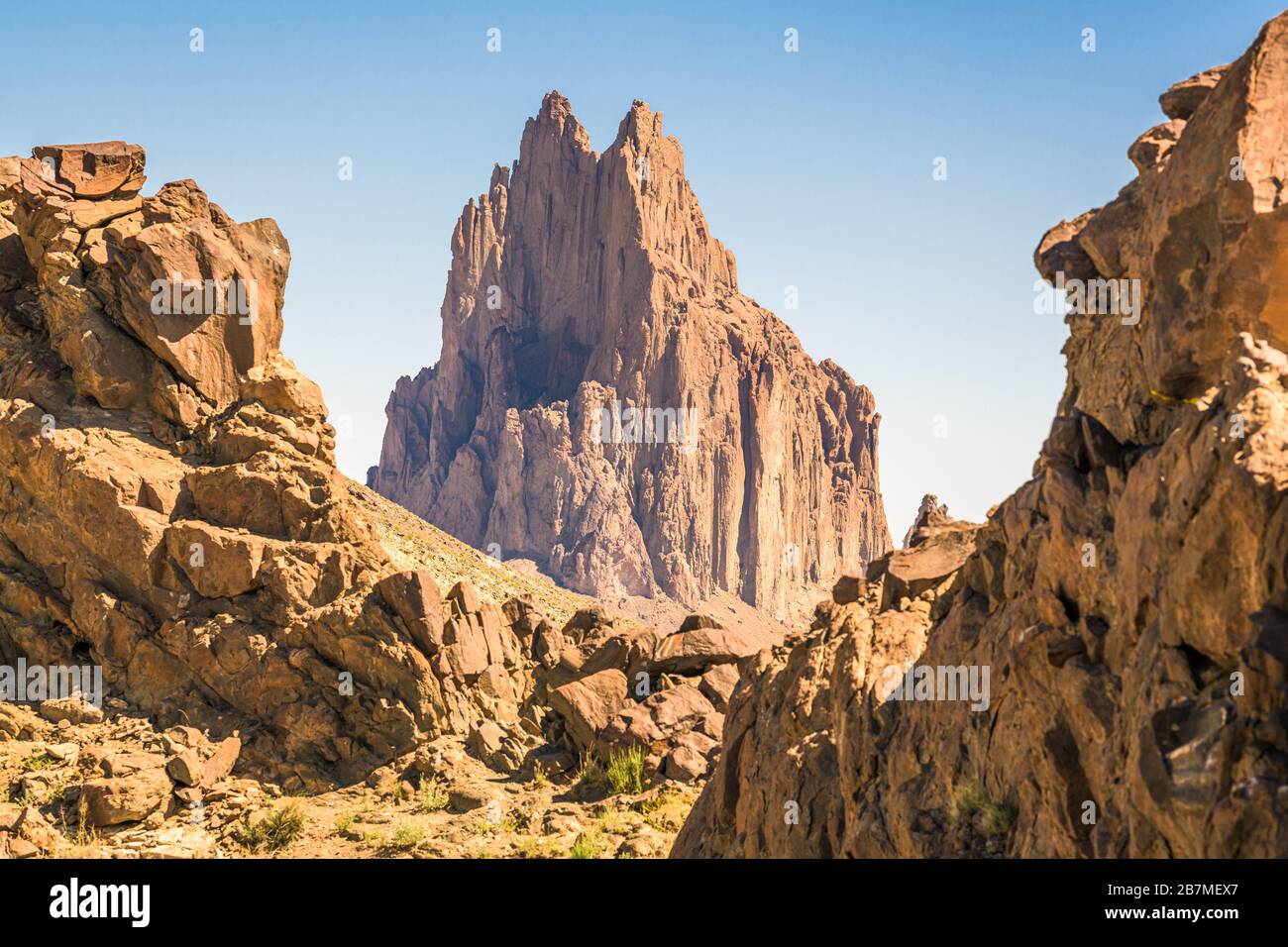Shiprock new mexico hi-res stock photography and images - Alamy