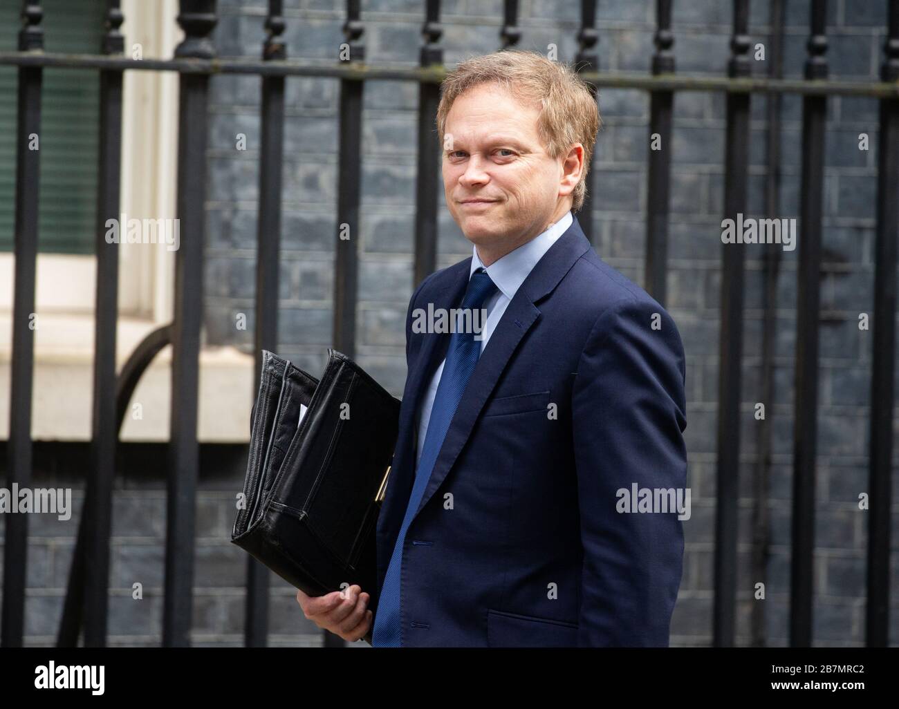 Shapps road rail and buses hi-res stock photography and images - Alamy