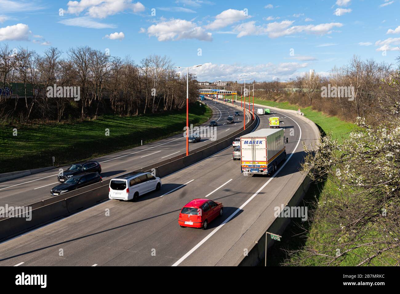 Traffic knot hi-res stock photography and images - Alamy