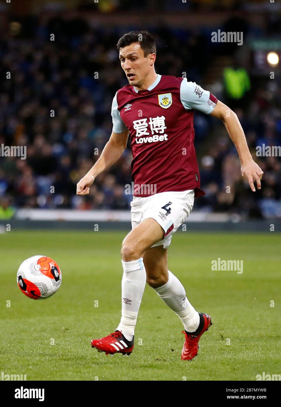 Burnley's Jack Cork Stock Photo - Alamy