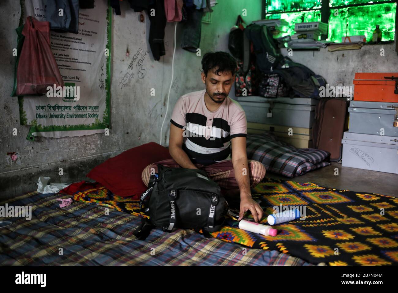 Dhaka, Bangladesh. 17th Mar, 2020. Nirob Hasan, a student of Dhaka ...