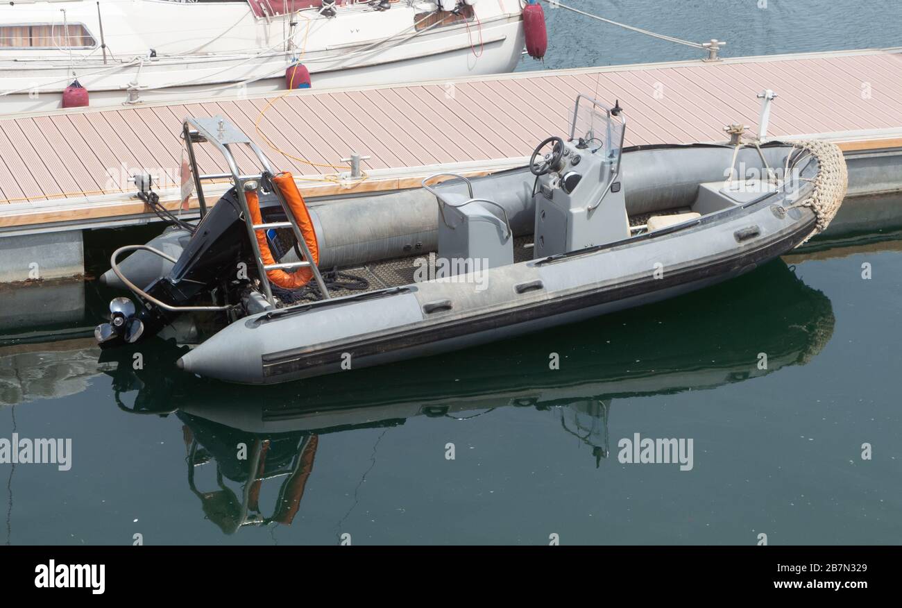 Zodiac pontoon 60 photos - Astrologytoyou.com