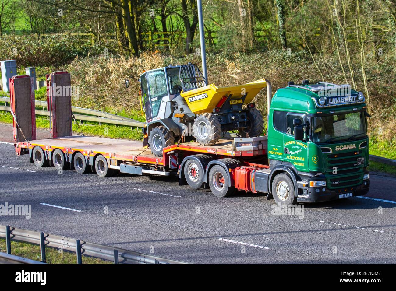 Multi axle vehicles hi-res stock photography and images - Alamy