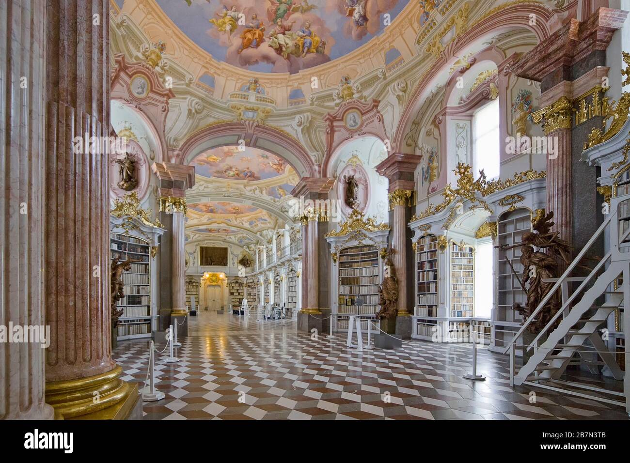 Abbey library hi-res stock photography and images - Alamy