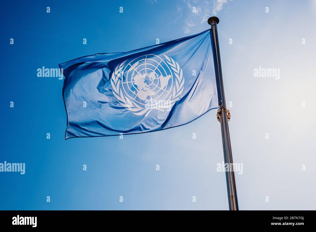 Unicef logo symbol hi-res stock photography and images - Alamy