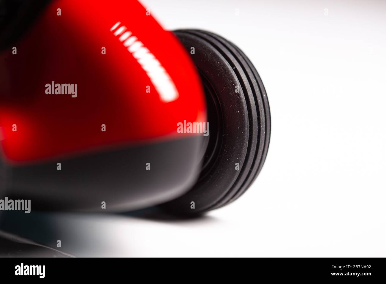 Wheel red hi-res stock photography and images - Alamy