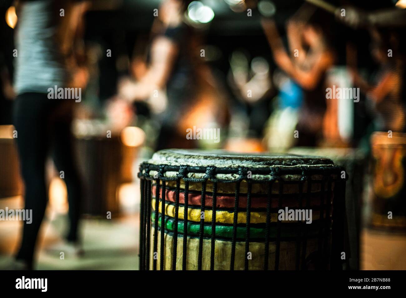 African dundun drum hi-res stock photography and images - Alamy