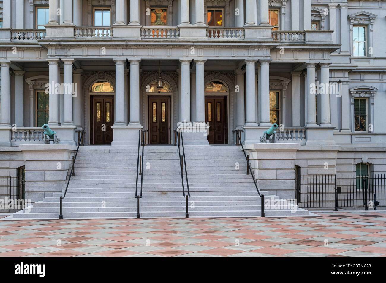 Eisenhower executive office building hi-res stock photography and ...