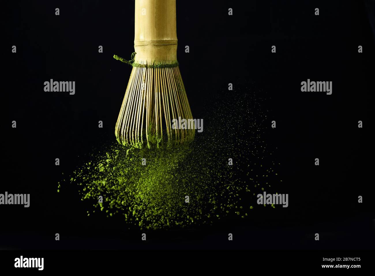 Japanese matcha green tea for healthy lifestyle design. Organic green ...