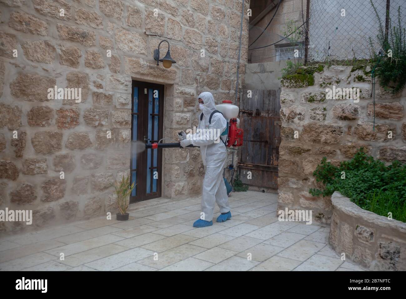 Shour hi-res stock photography and images - Alamy