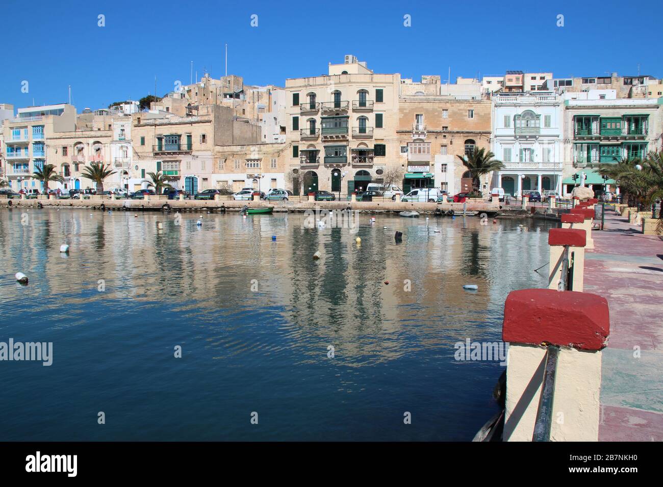 Houses of kalkara hi-res stock photography and images - Alamy