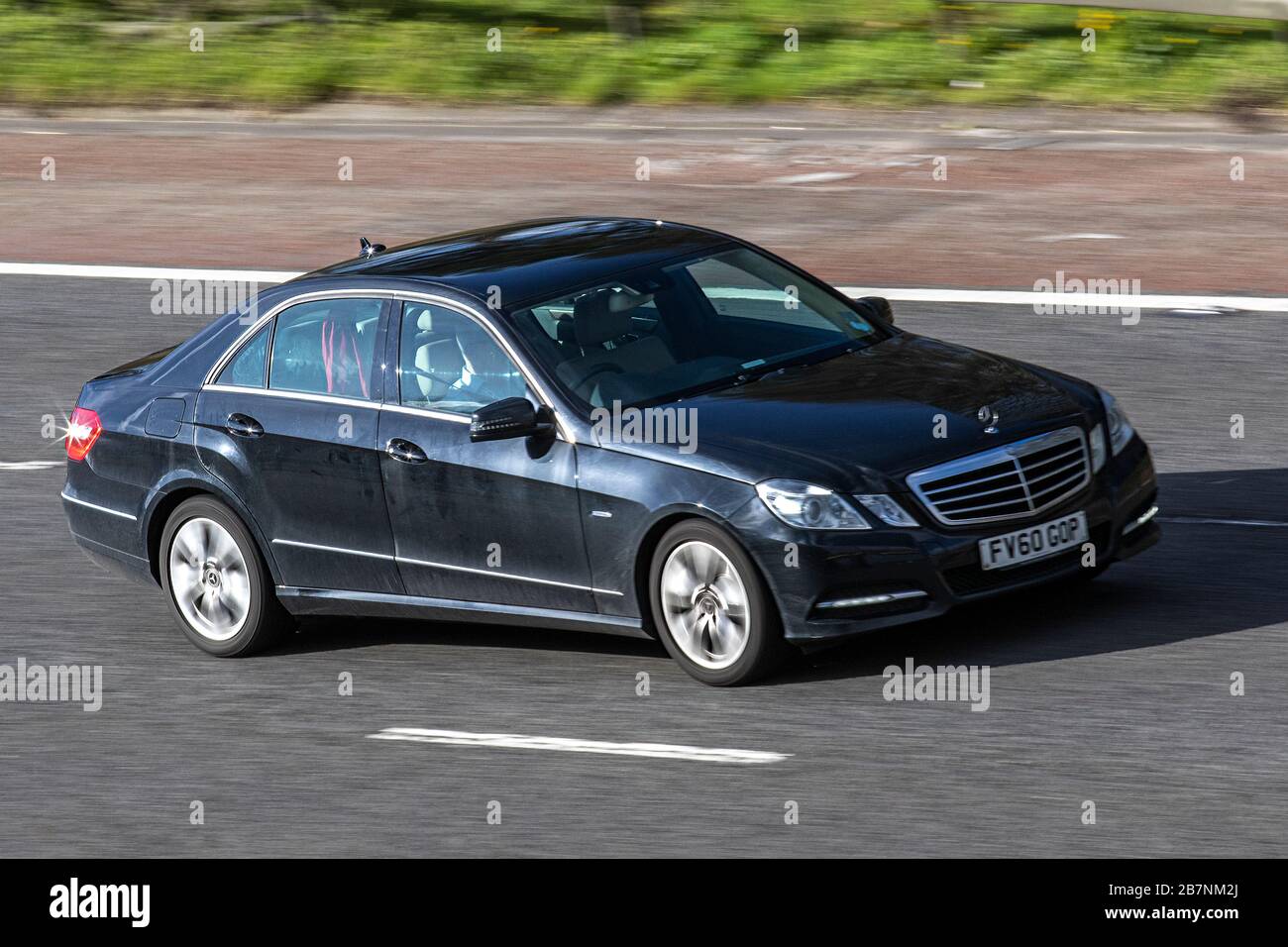 2010 Mercedes-Benz E220 Blue-Cy Agarde CDI A; UK vehicular traffic ...