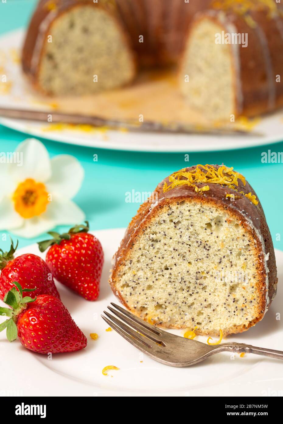 Vertical slice hi-res stock photography and images - Alamy