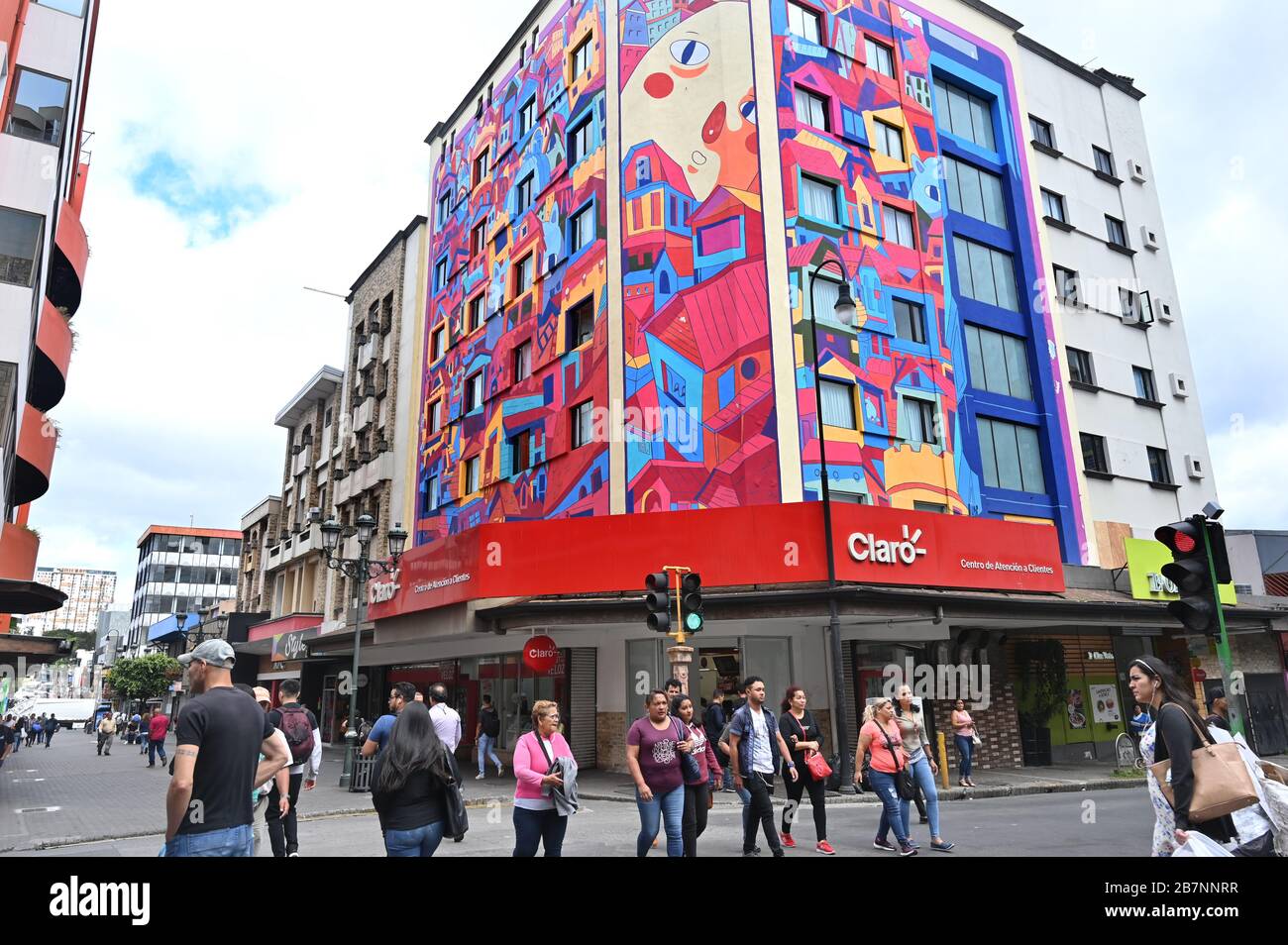COSTA RICA - The central shopping area of San Jose Stock Photo - Alamy