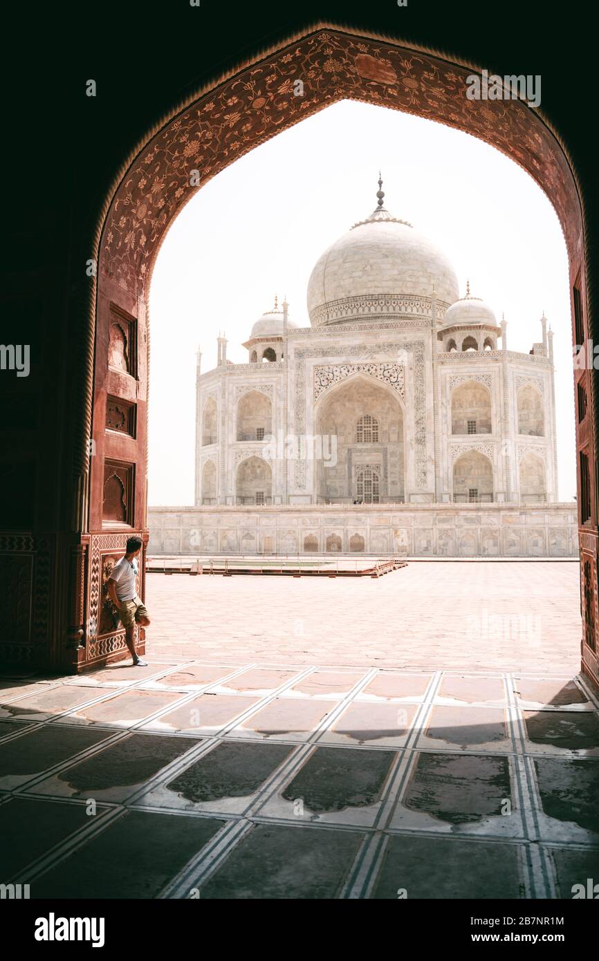 Taj mahal young muslim women in hi-res stock photography and images - Alamy