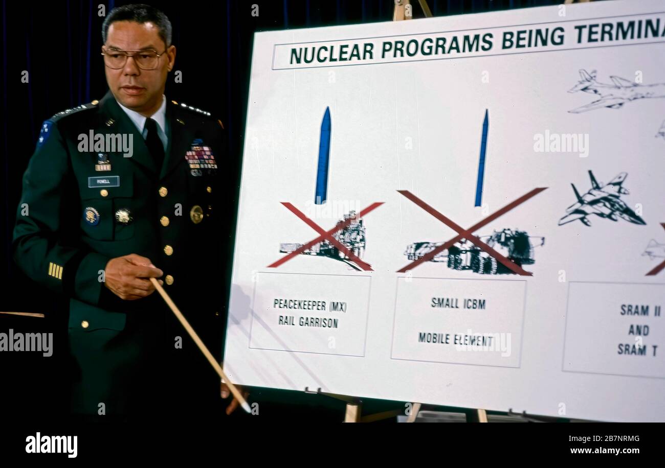 Pentagon chart hi-res stock photography and images - Alamy