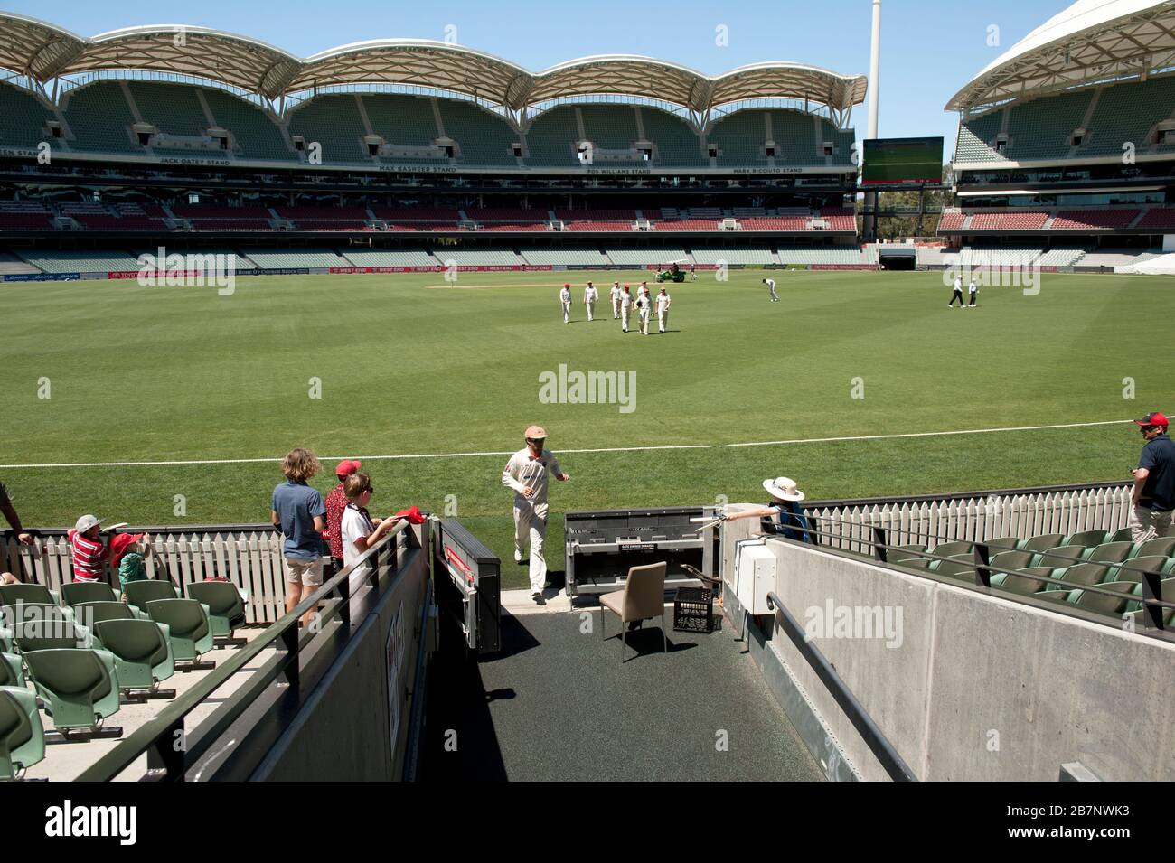 South Australian Redbacks versus Western Australia Warriors in ...