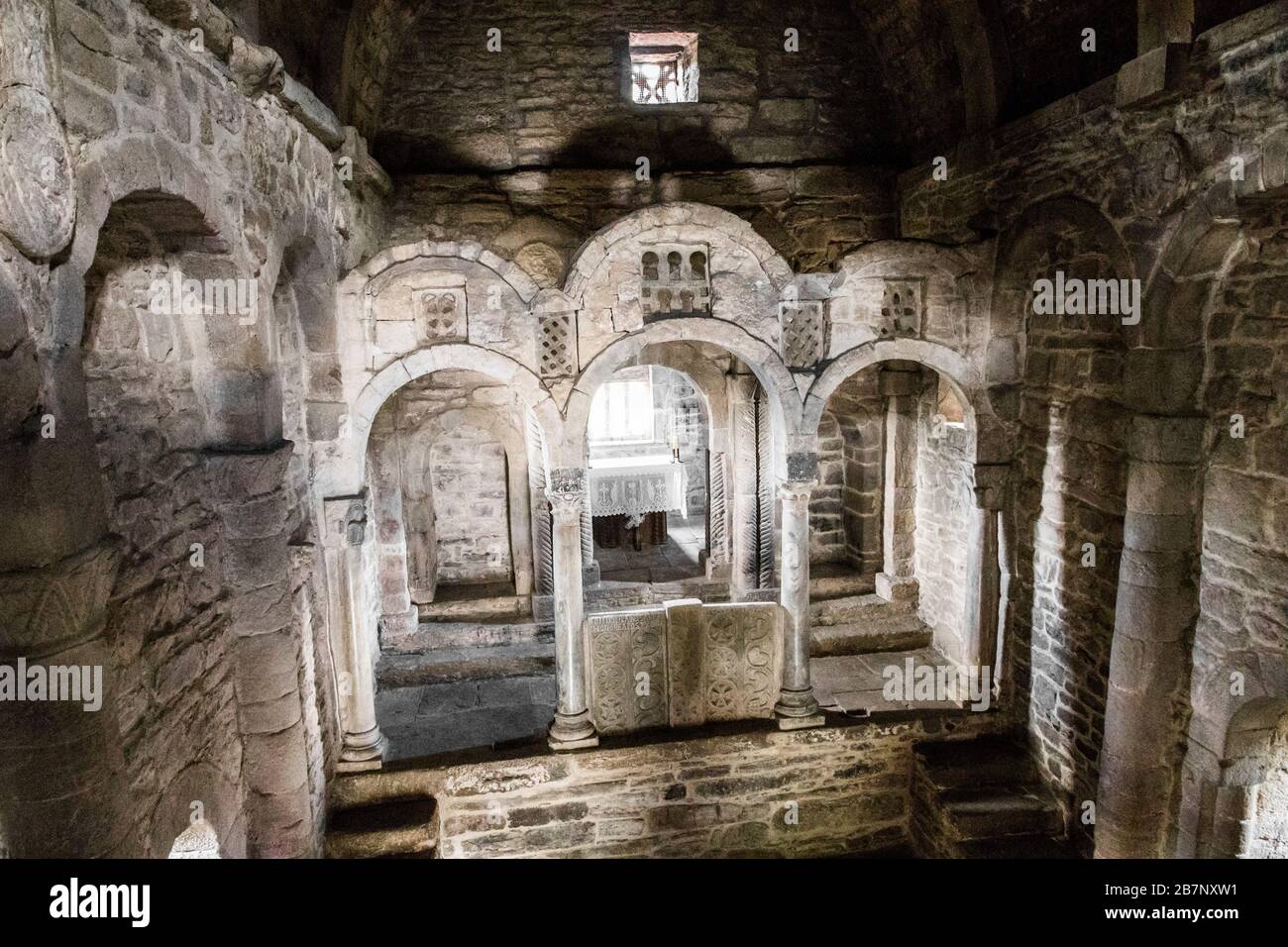 Pre romanesque architecture hi-res stock photography and images - Alamy