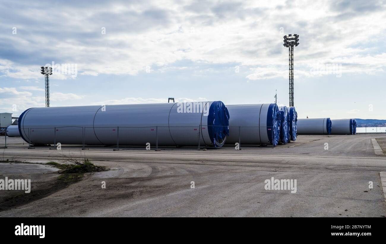 Wind mill parts hi-res stock photography and images - Alamy