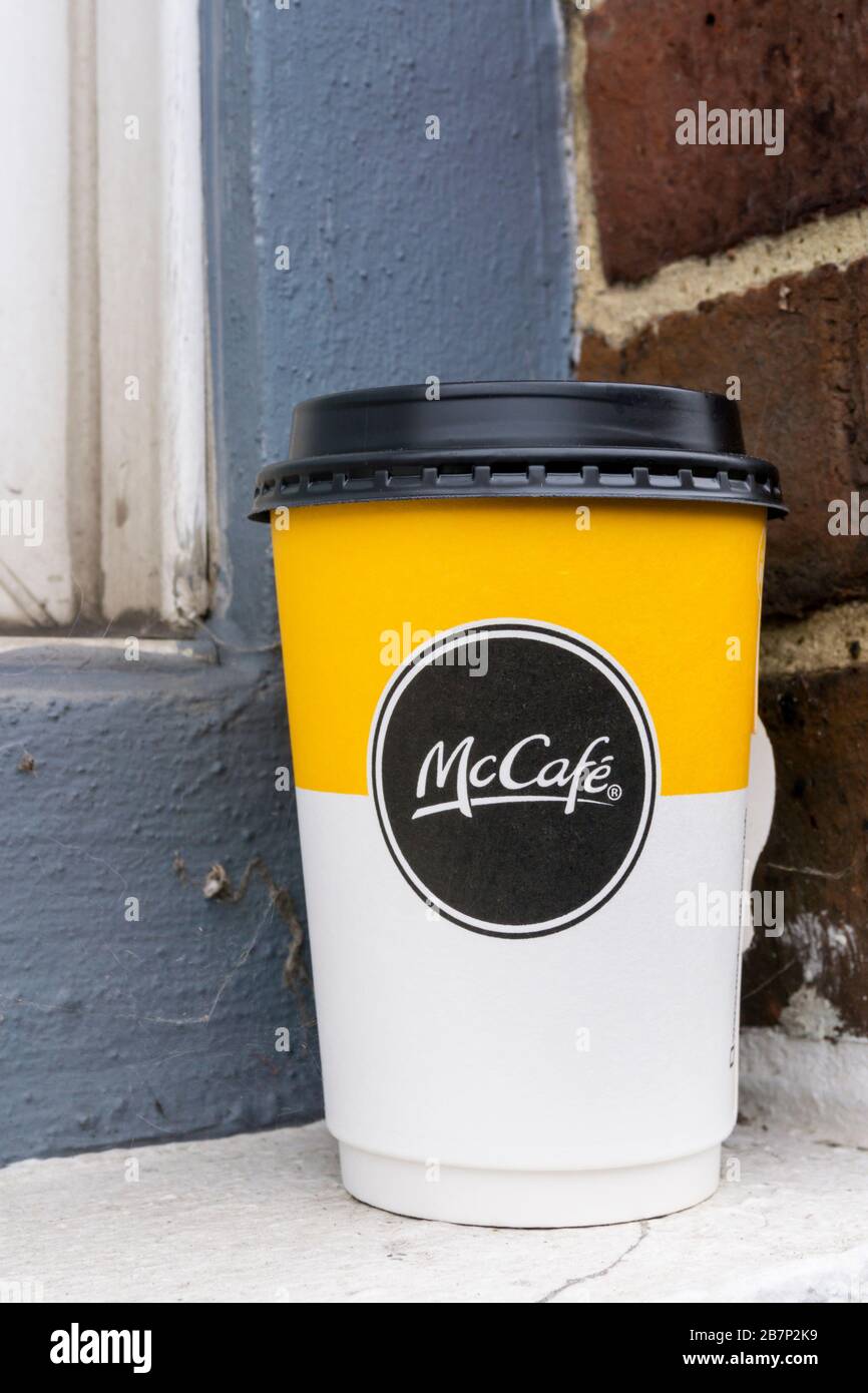 Mcdonalds mcdonald's mccafe coffee hi-res stock photography and images ...