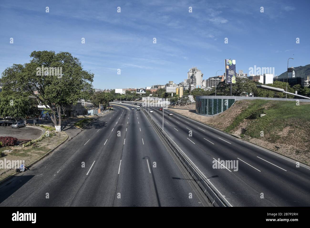 Caracas venezuela highway hi-res stock photography and images - Alamy