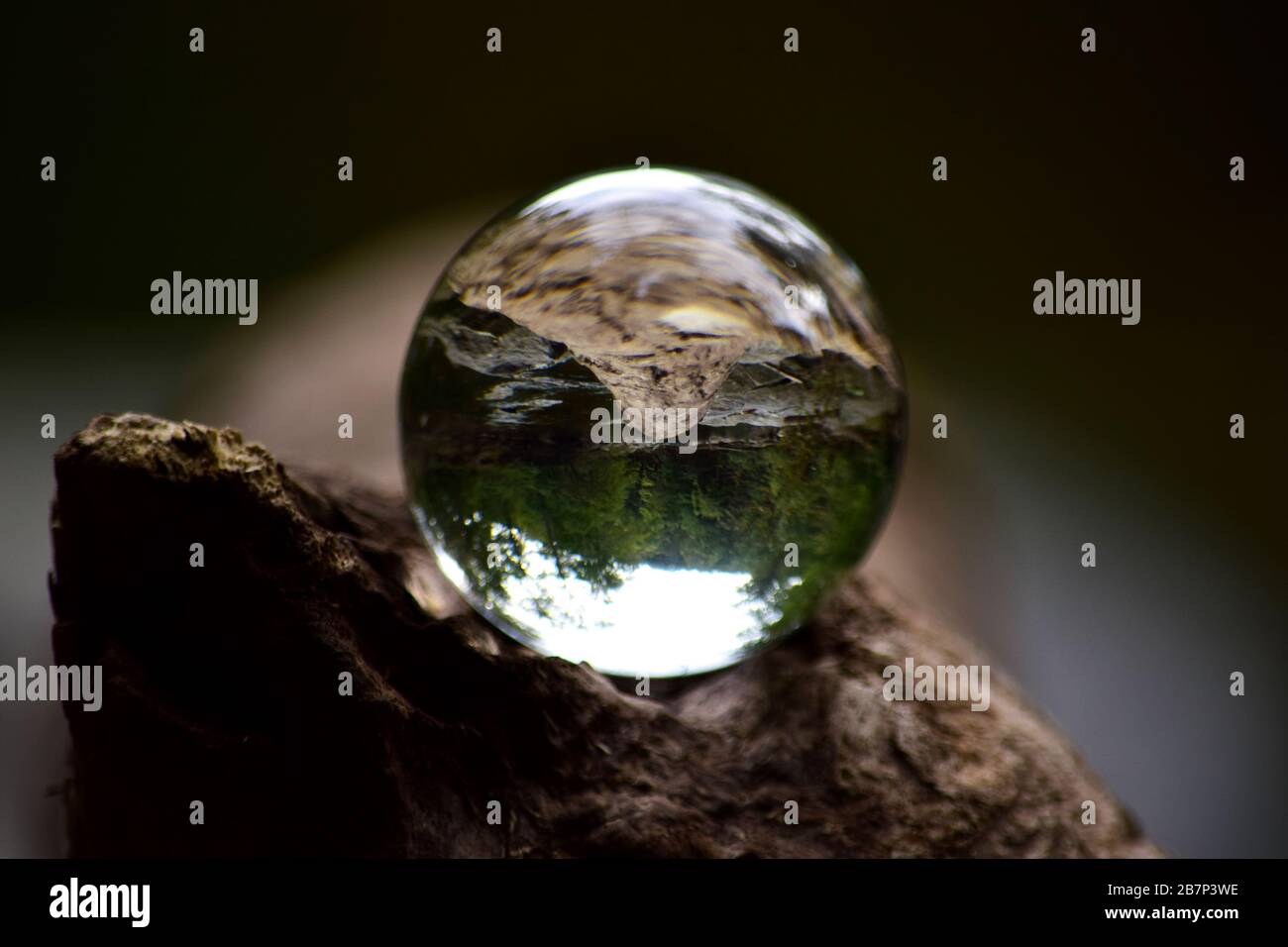 Crystal photography ball hi-res stock photography and images - Alamy