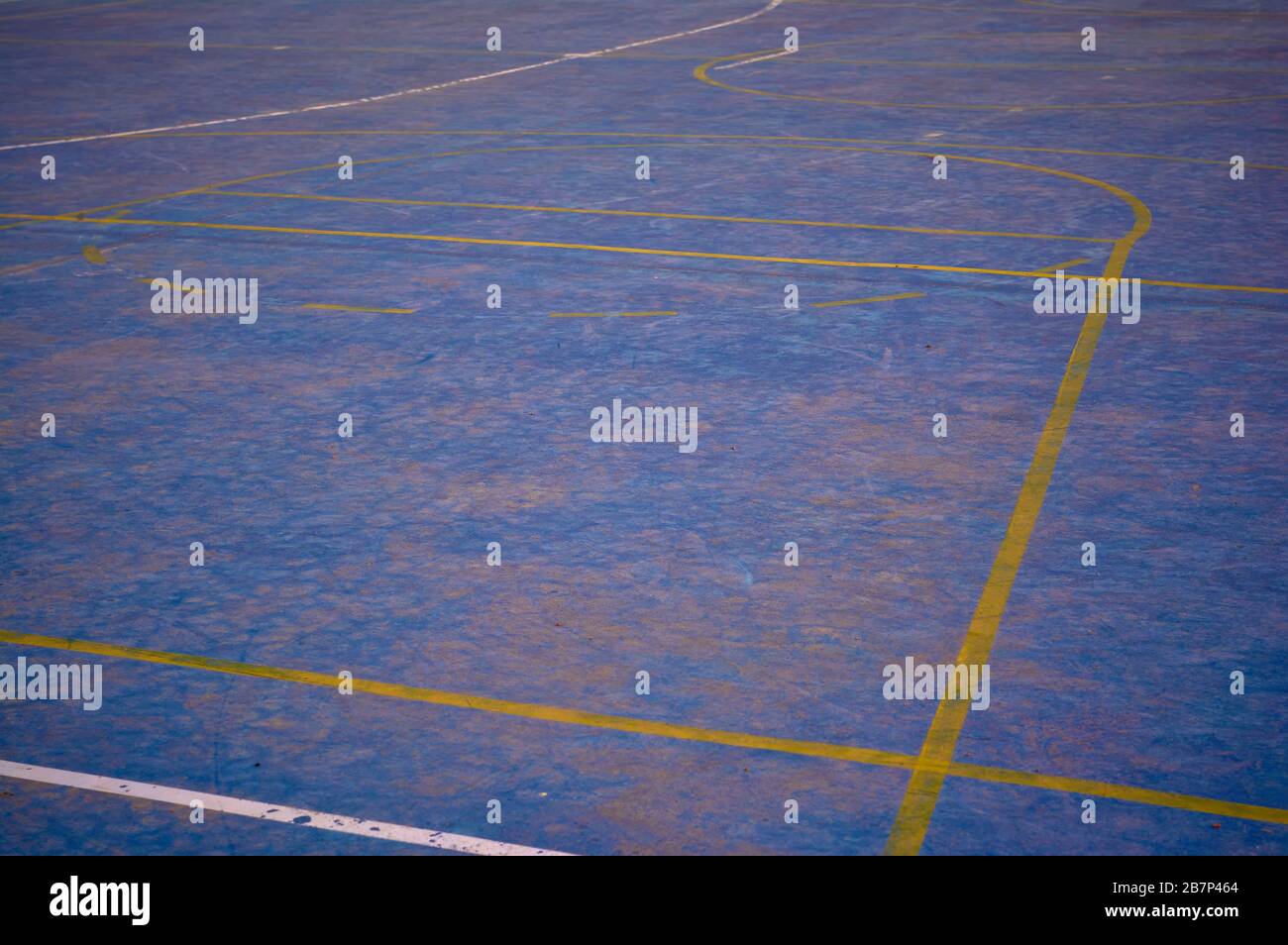 Basketball court lines hi-res stock photography and images - Alamy