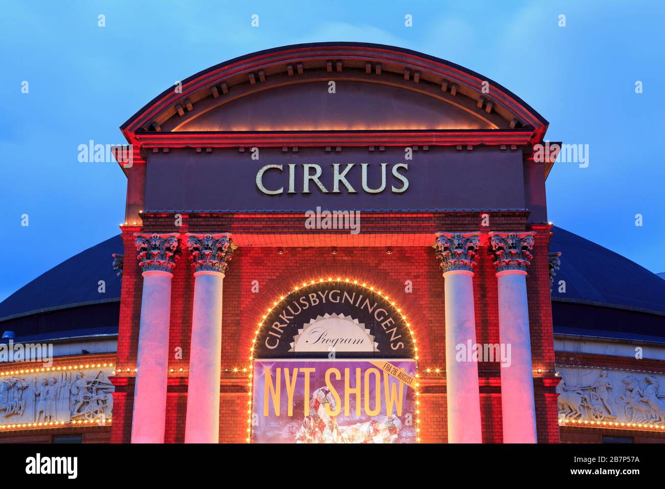 The cirkus hi-res stock photography and images - Alamy