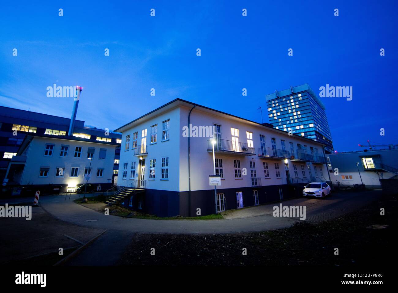 Accept patients hi-res stock photography and images - Alamy