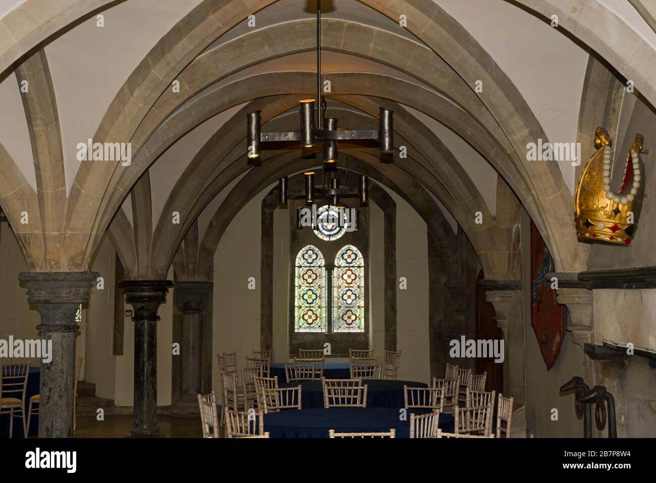 Vaulted medieval undercroft bishops palace hi-res stock photography and ...