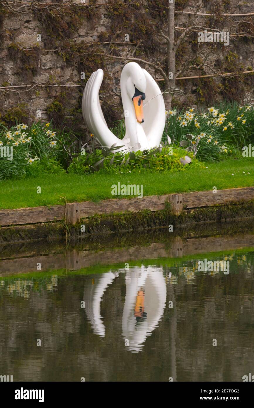 one of the 'Swans of Wells' sculptures sitting on the edge of the moat ...