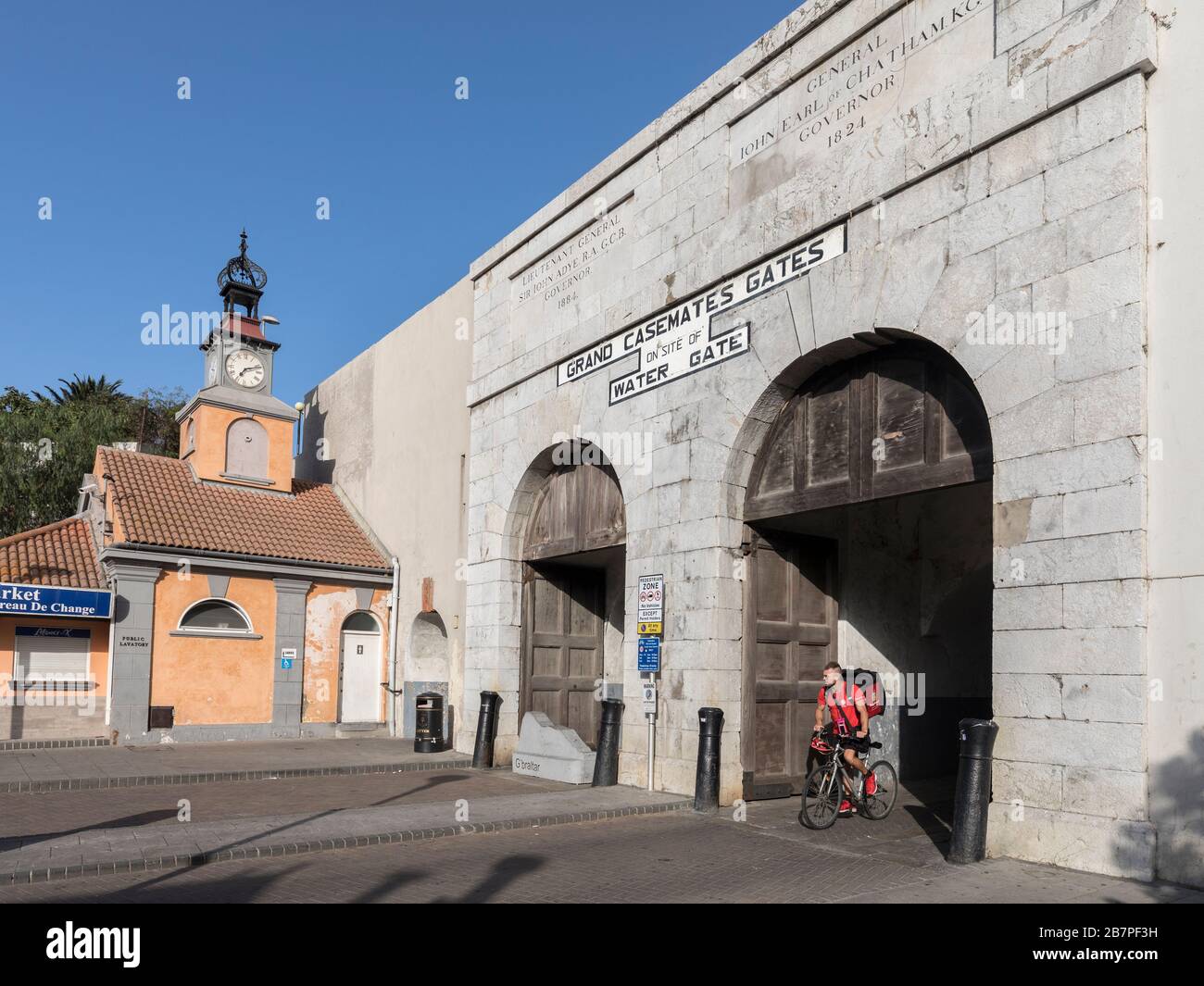 Grand casemates gates hi-res stock photography and images - Alamy