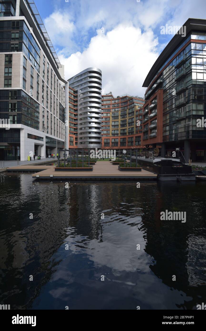 A view merchant square paddington basin hi-res stock photography and ...