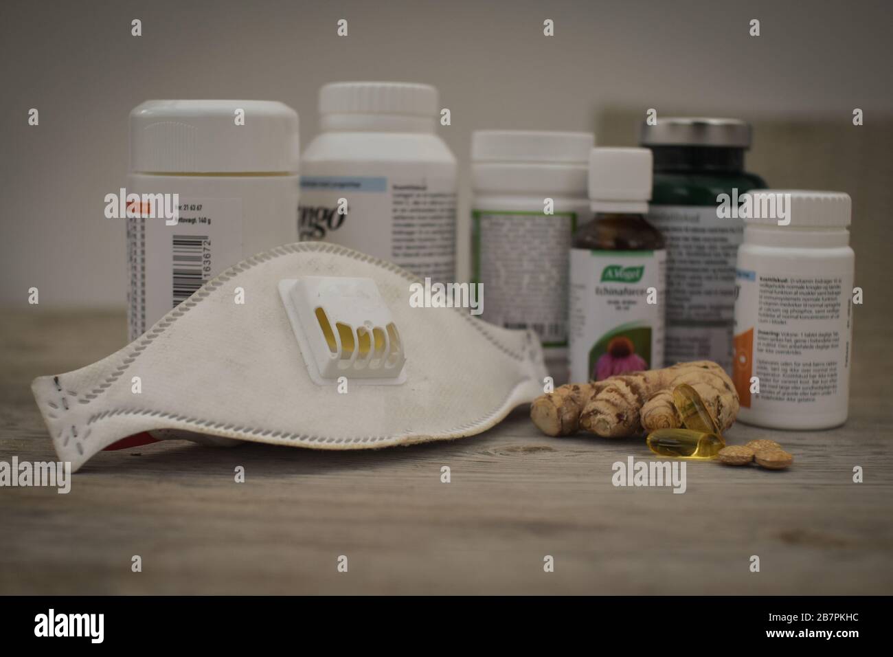 Mask preparation hi-res stock photography and images - Alamy