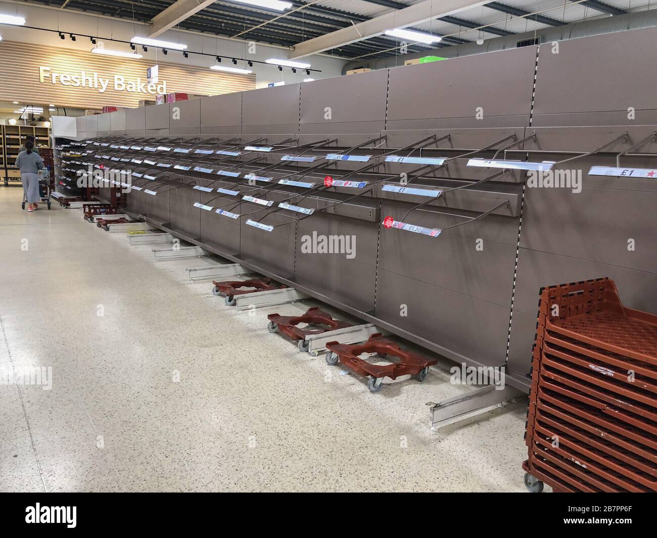 Tesco bread aisle hi-res stock photography and images - Alamy