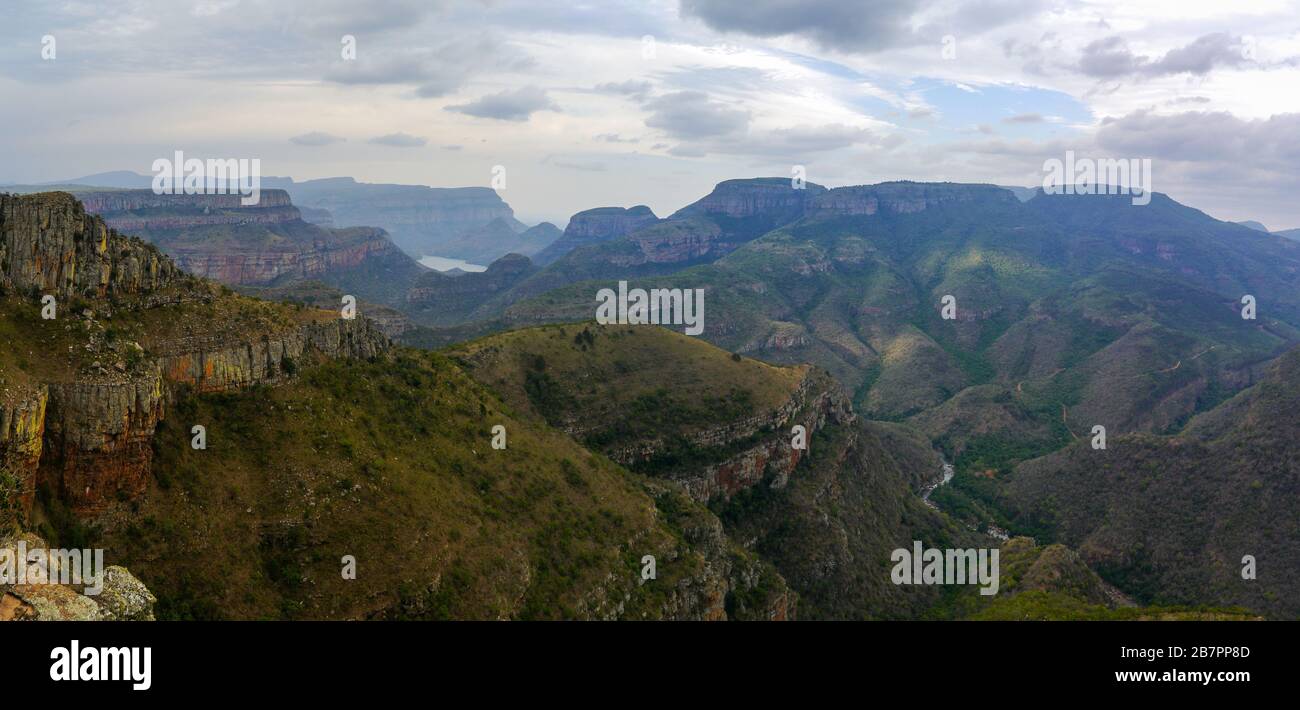 Breathtaking gorge hi-res stock photography and images - Alamy