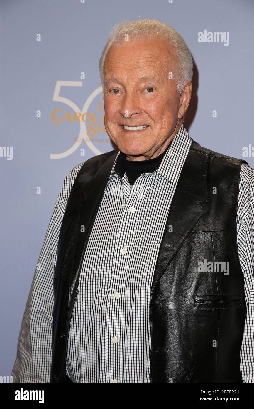 ***FILE PHOTO*** Lyle Waggoner of TV's Carol Burnett Show and Wonder ...
