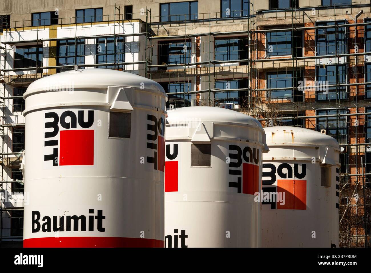 Baumit Smarter Dry Mortar Silos for drymix mortar at construction site ...