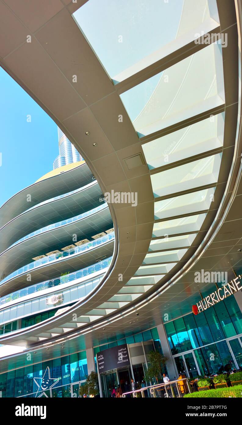 Dubai mall roof architecture hi-res stock photography and images - Alamy