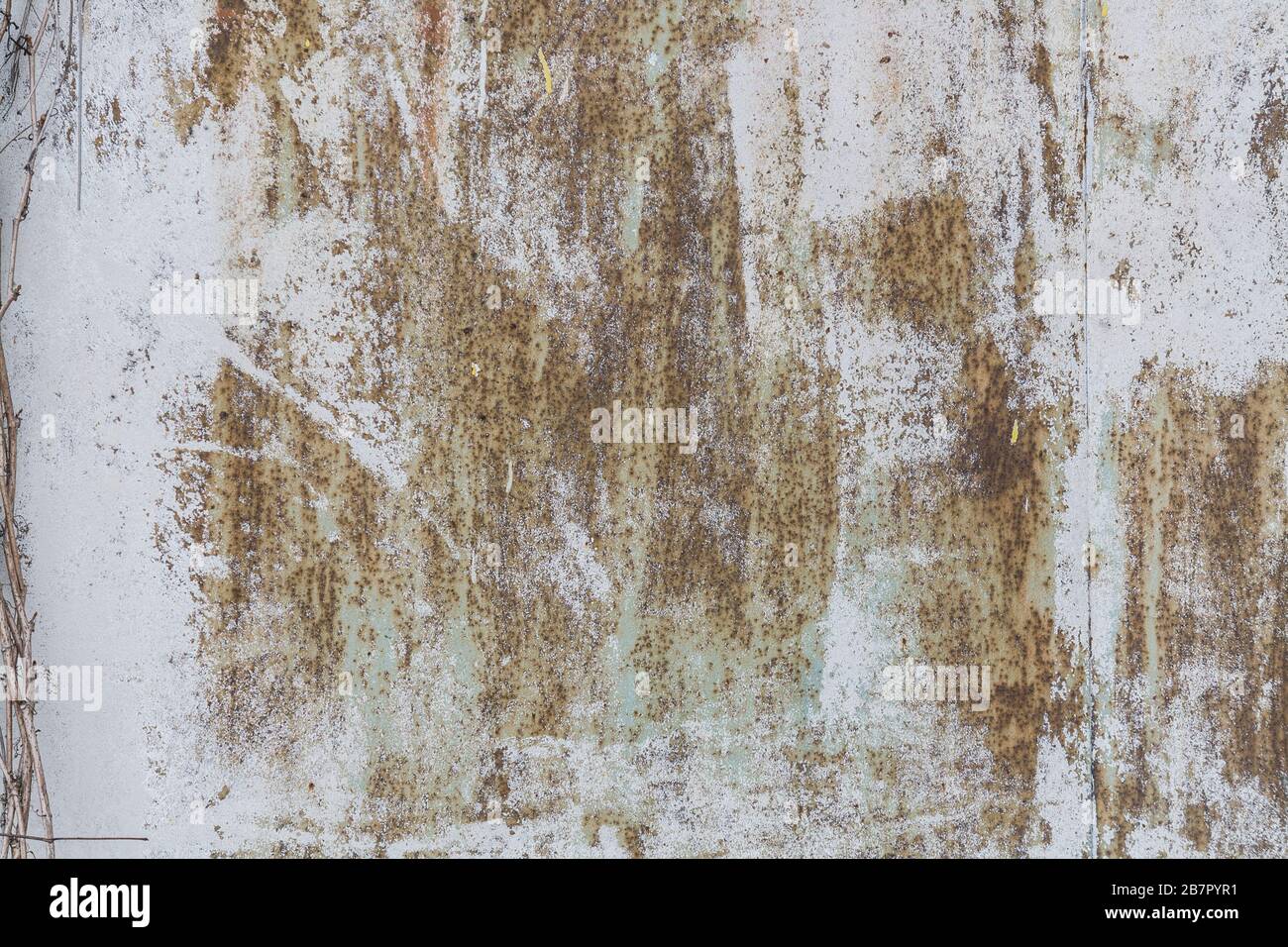 Texture of an old rusty iron fence Stock Photo - Alamy