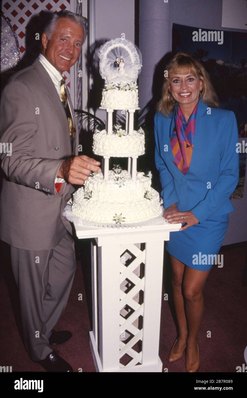 Lyle Waggoner Sculpture